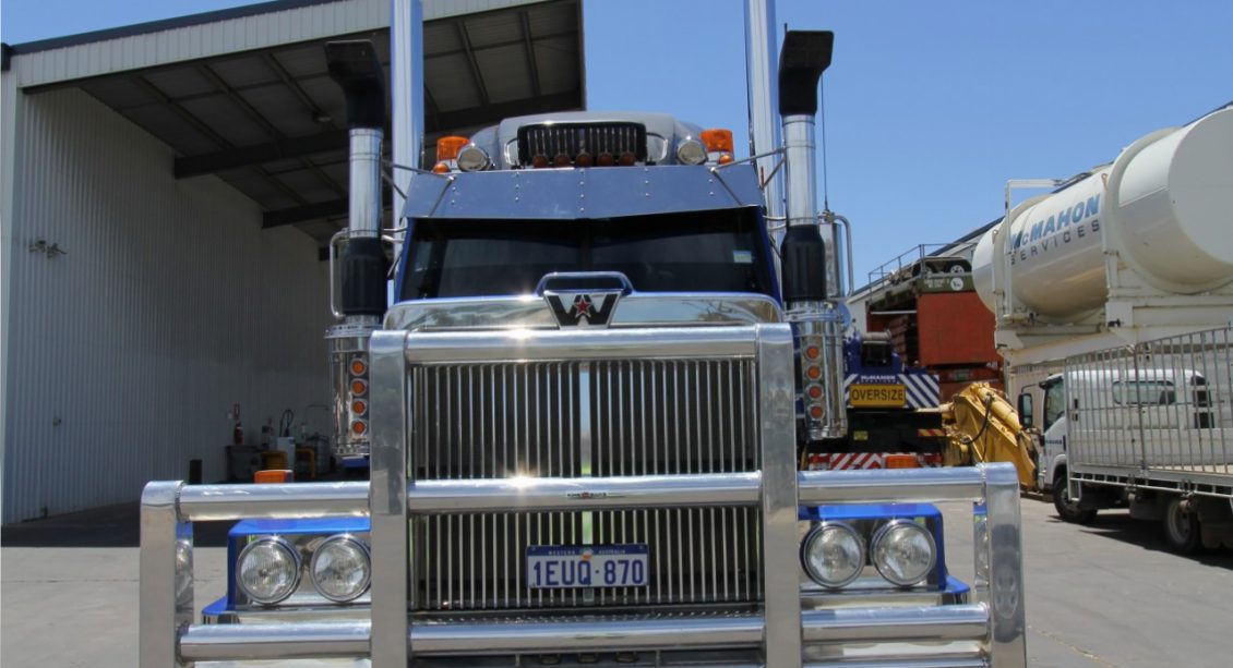 Western Star Prime Mover & Drake Platform Low Loader | McMahon Services NZ