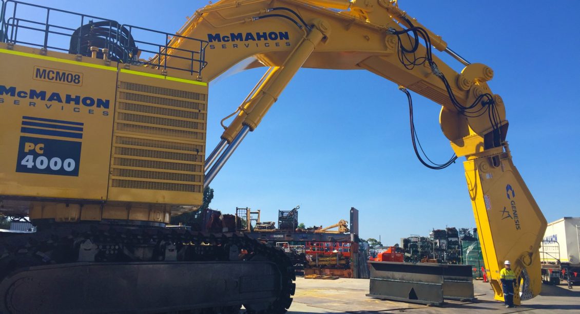 Heavy Duty Mobile Demolition Shear | McMahon Services NZ
